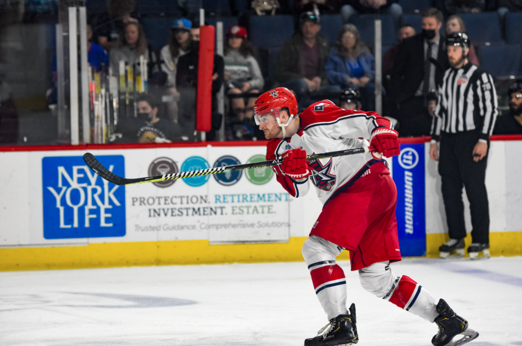 SILVER KNIGHTS SIGN DARIAN SKEOCH - Henderson Silver Knights